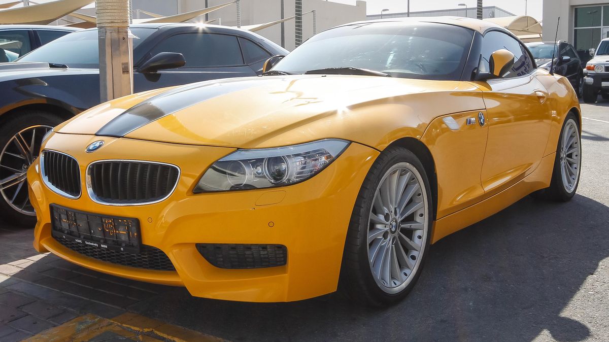 BMW Z4 With M kit for sale: AED 58,000. Yellow, 2012