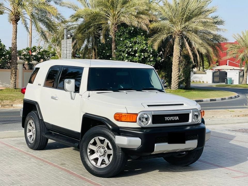 Used Toyota FJ Cruiser GXR 1370 P.M FJ CRUISER ll V6 4X4 ll GCC ll WELL ...