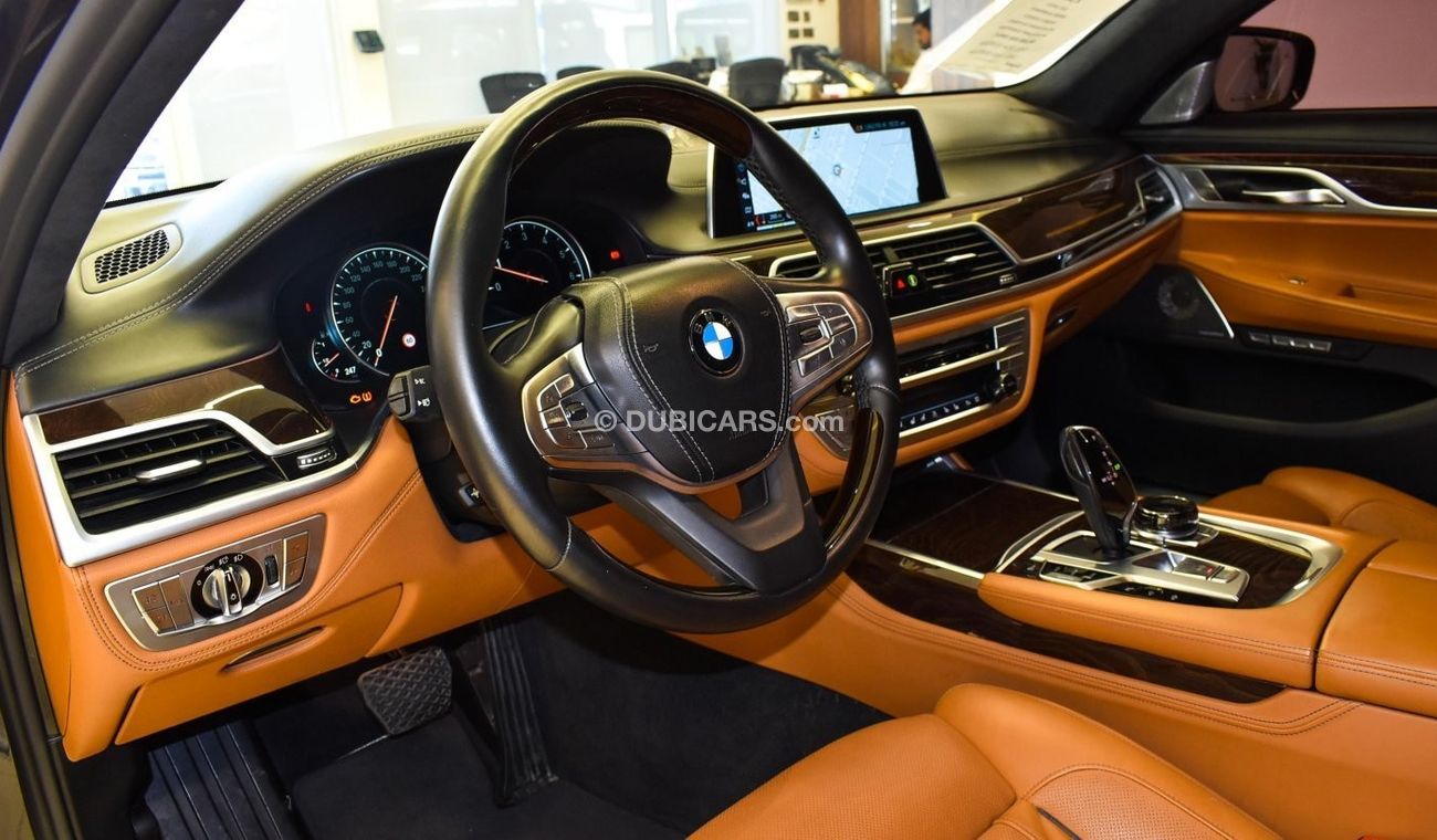 Used BMW 750Li Li 2018 for sale in Dubai - 556964