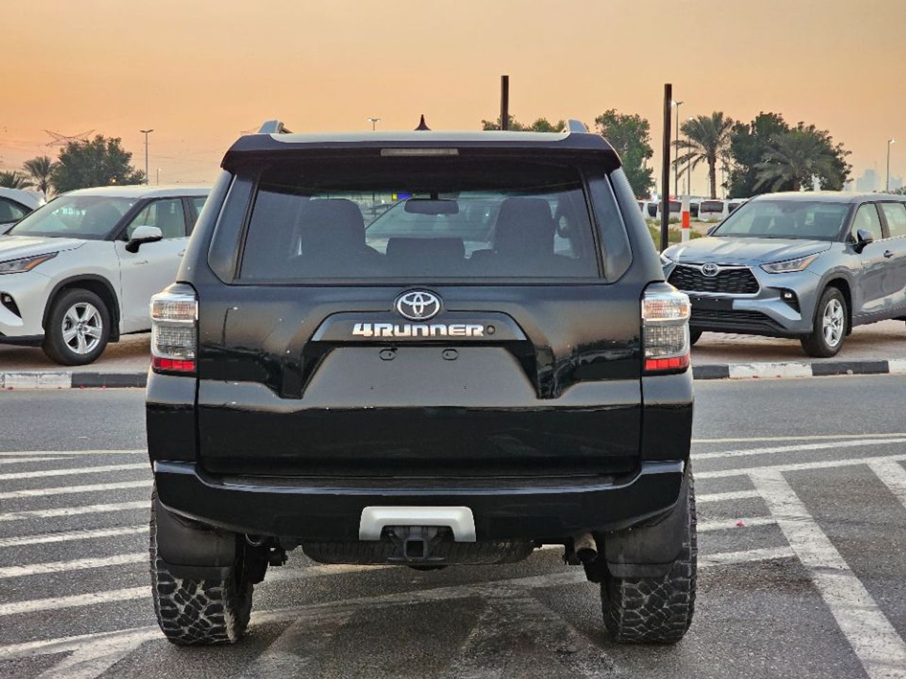 Used Toyota 4Runner 2016 Model Sunroof, 4x4 and sports kits 2016 for ...