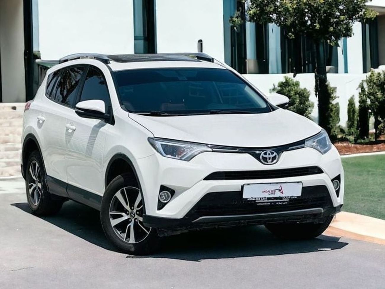 Used Toyota RAV4 AED 1,120 PM | TOYOTA RAV-4 | 2.5L | VX | 2017 | GCC | 0% DP | 2017 for sale in ...