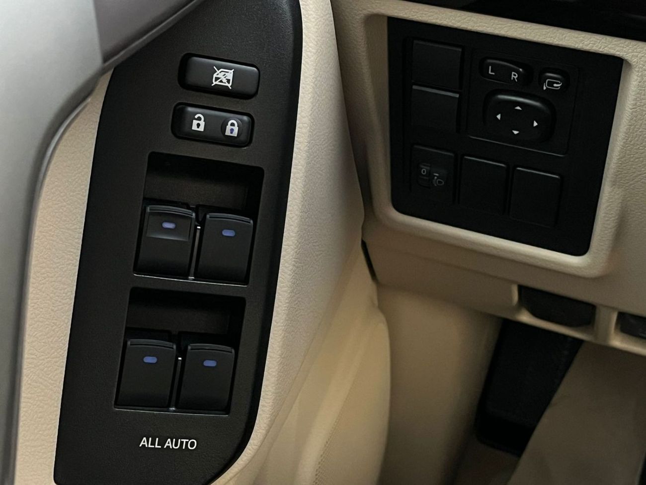 New Toyota Prado PRADO TXL 2023 for sale in Dubai - 766388