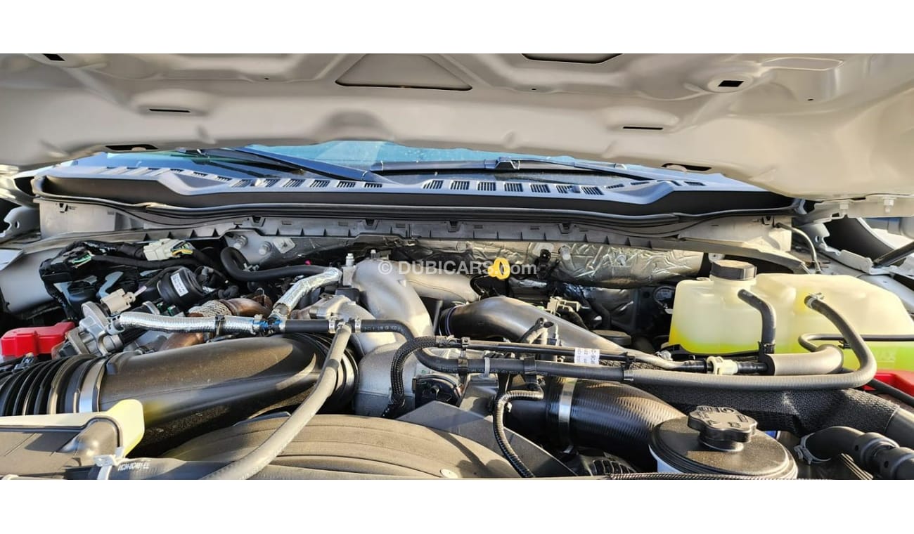 New Ford F 550 F550 6.7L V8 4WD DIESEL 169" WB Single cabin chassis ...