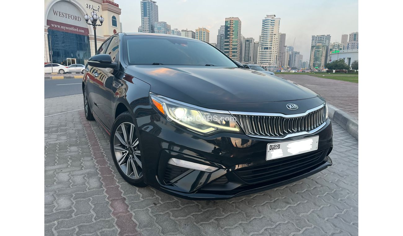 Used Kia Optima 2019 for sale in Sharjah - 610930