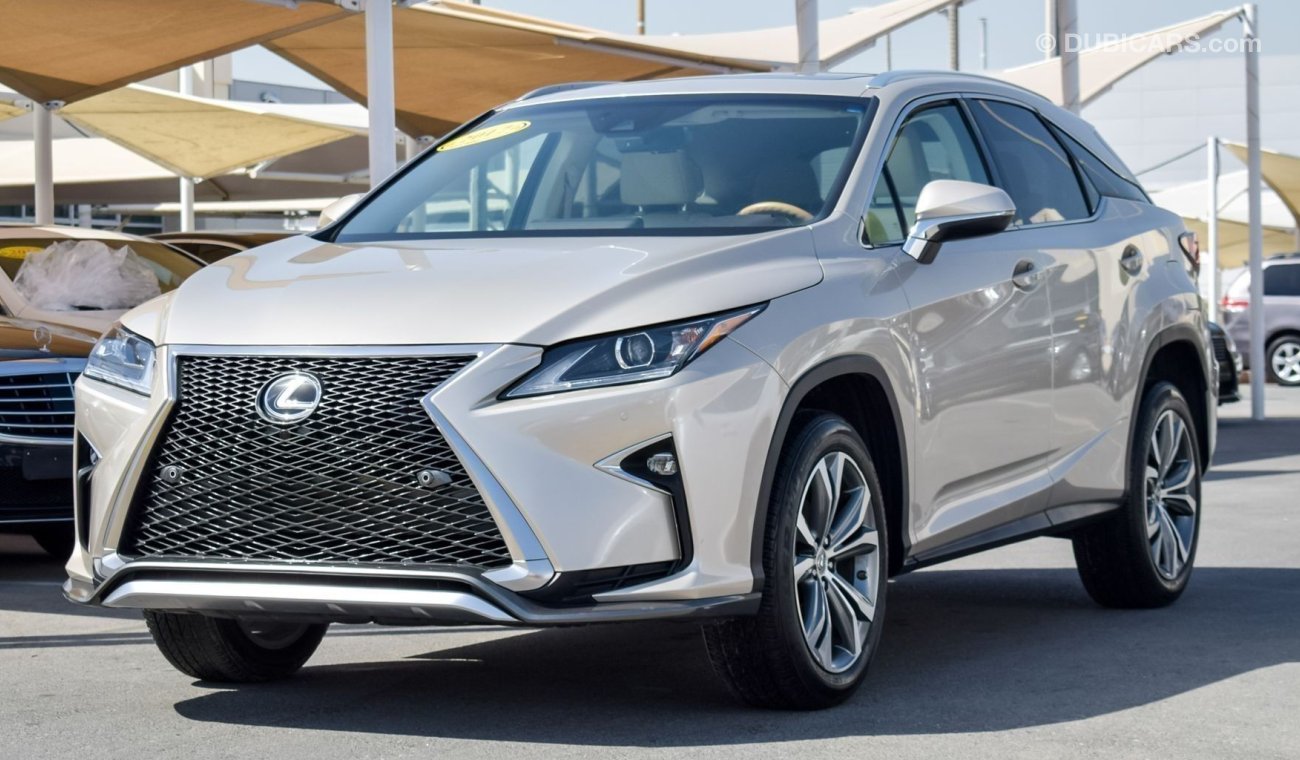 Used Lexus RX350 2017 for sale in Dubai - 303712