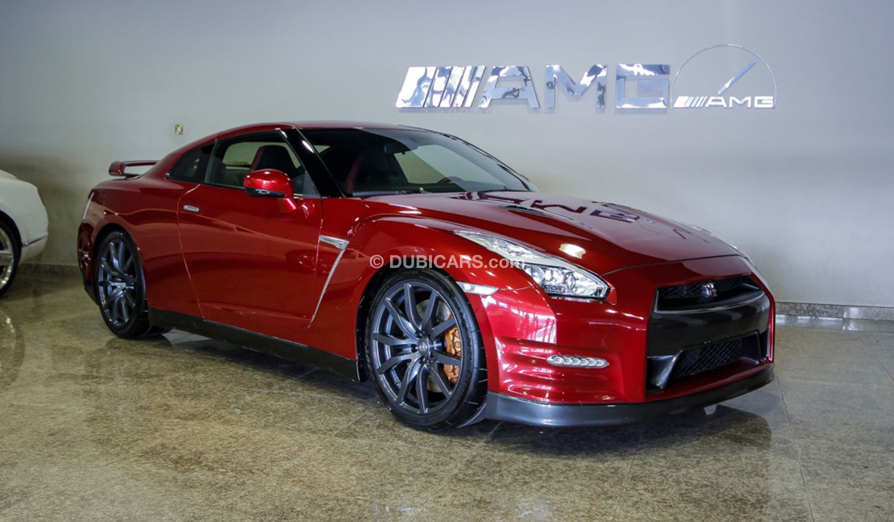 Used Nissan GTR 2014 for sale in Dubai - 49124