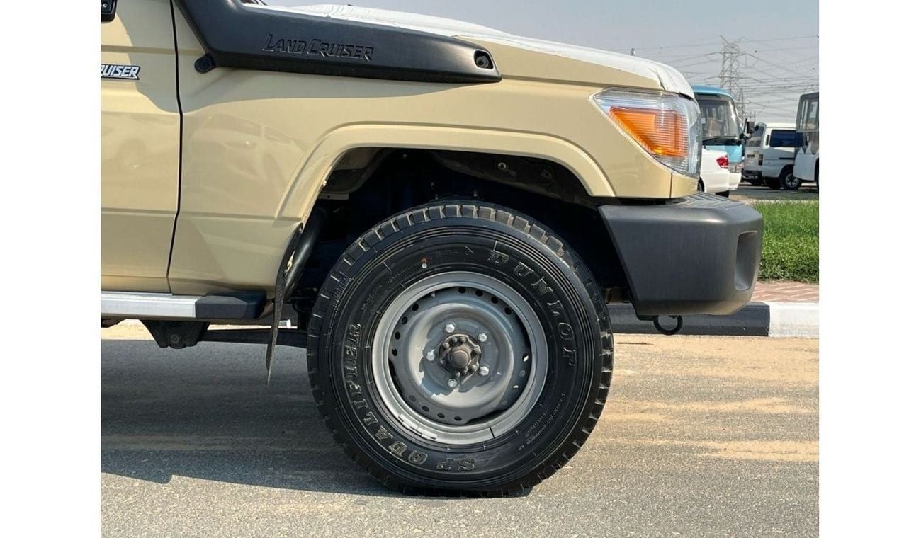 New Toyota Land Cruiser Pick Up LC79 DC 4.2L DSL 2022 for sale in Dubai ...