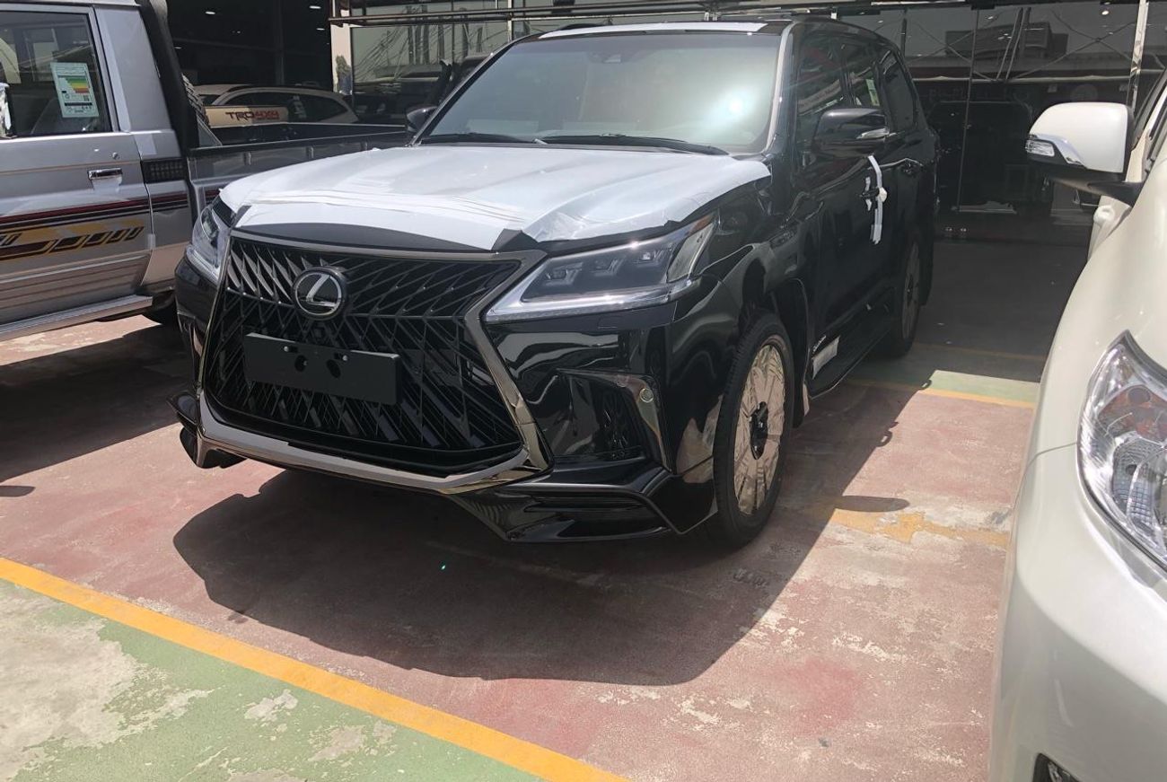New Lexus LX570 Supersport Black Edition S 2019 for sale in Dubai - 233058