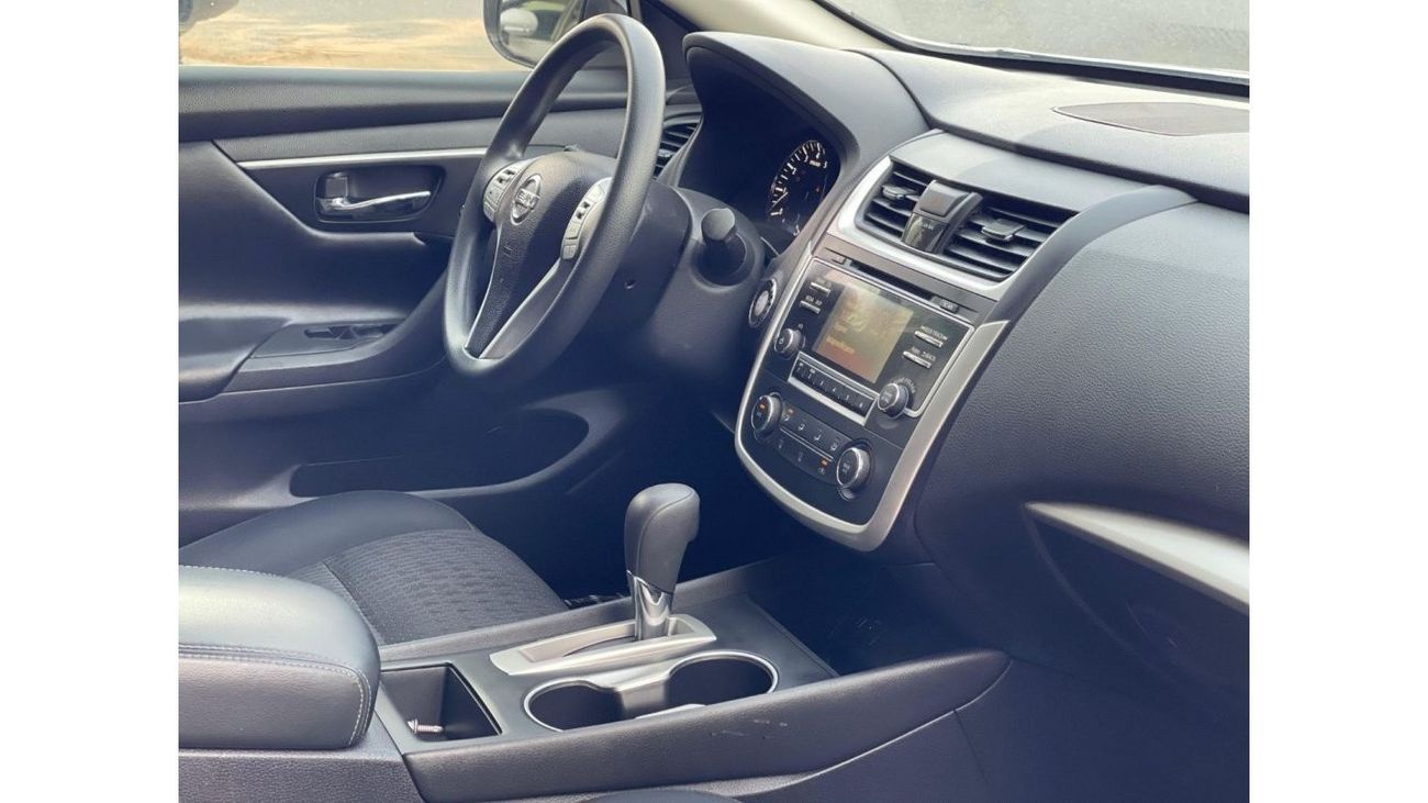 Used Nissan Altima SV 2016 for sale in Umm al-Quwain - 757417