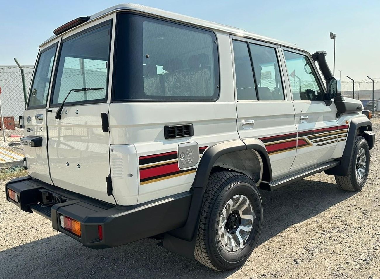 New Toyota Land Cruiser 70 LC Hardtop 5 Door 4.0L Full Automatic ...