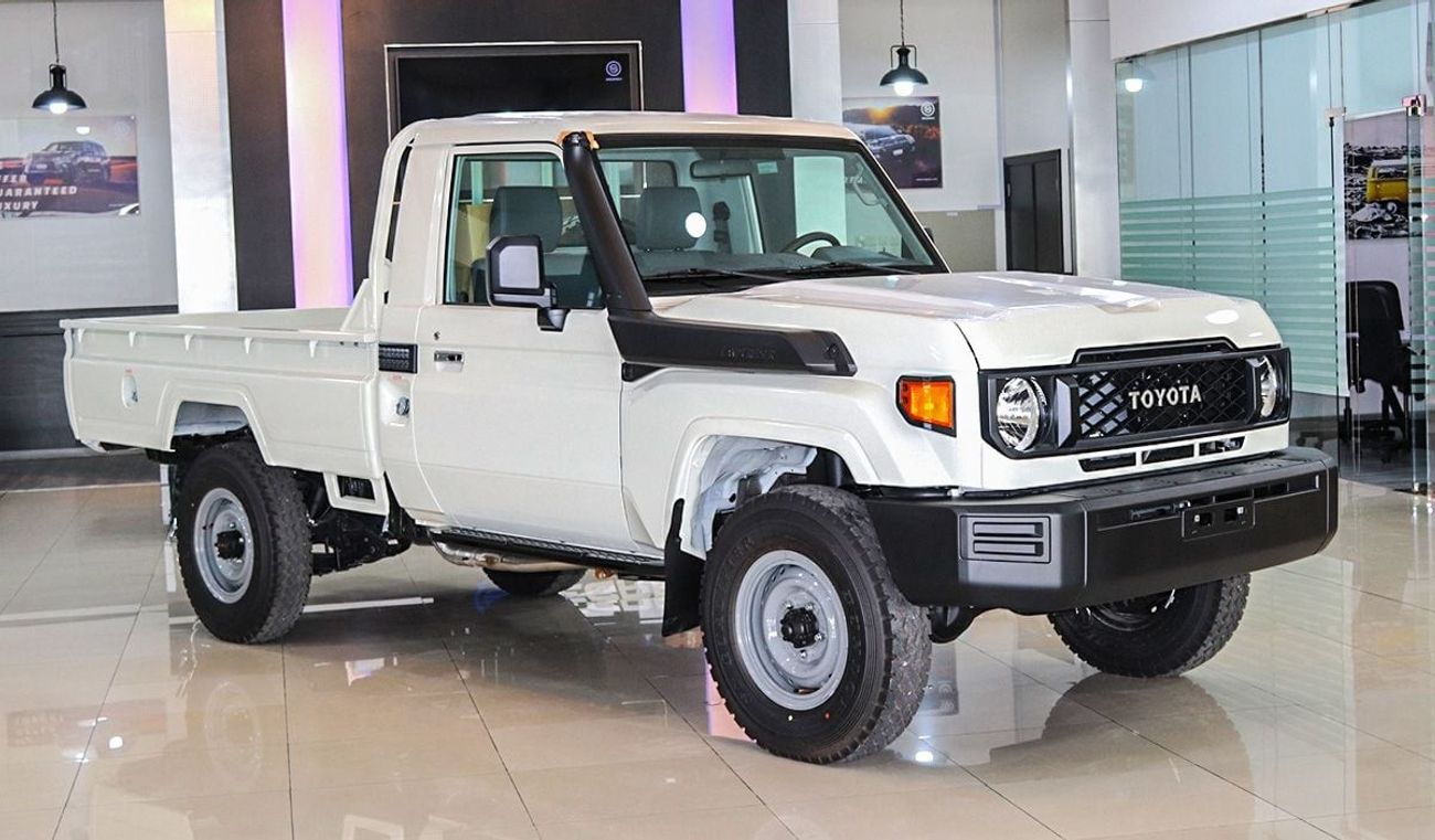 New Toyota Land Cruiser Pick Up 2024 Model LC79 Single Cabin, 4.2L Diesel 4WD 5M/T (SFX.J79SC42 ...