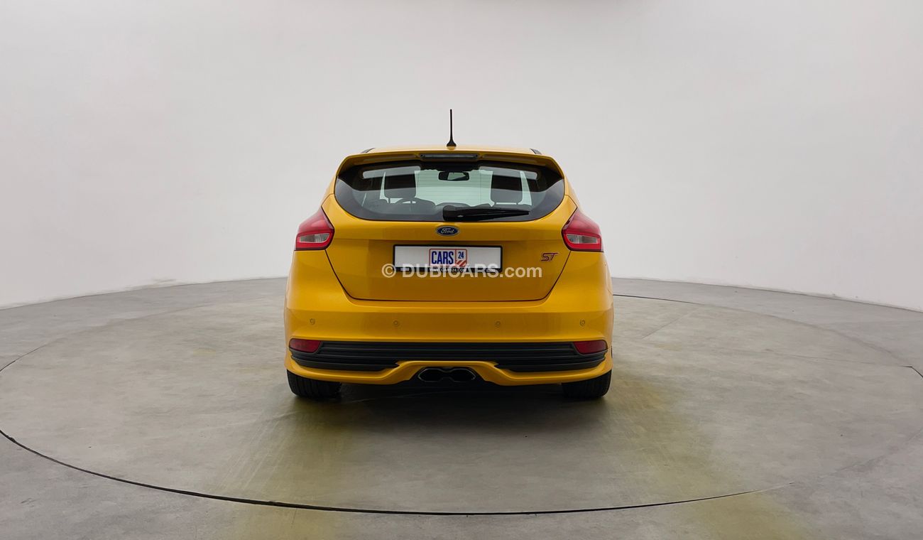 Used Ford Focus ST 2000 2018 for sale in Dubai - 484420
