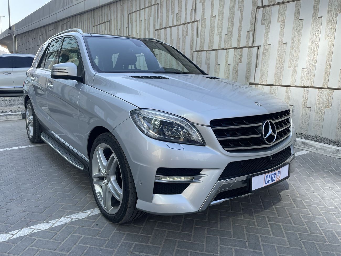 Used Mercedes-Benz ML 400 ML400 3000 2015 for sale in Dubai - 473555