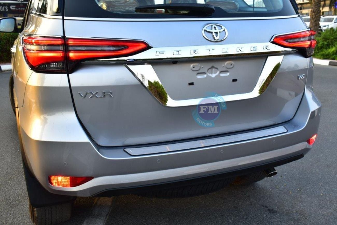 New Toyota Fortuner VXR Limited V6 4.0L Petrol 4WD 7 Seater Automatic ...