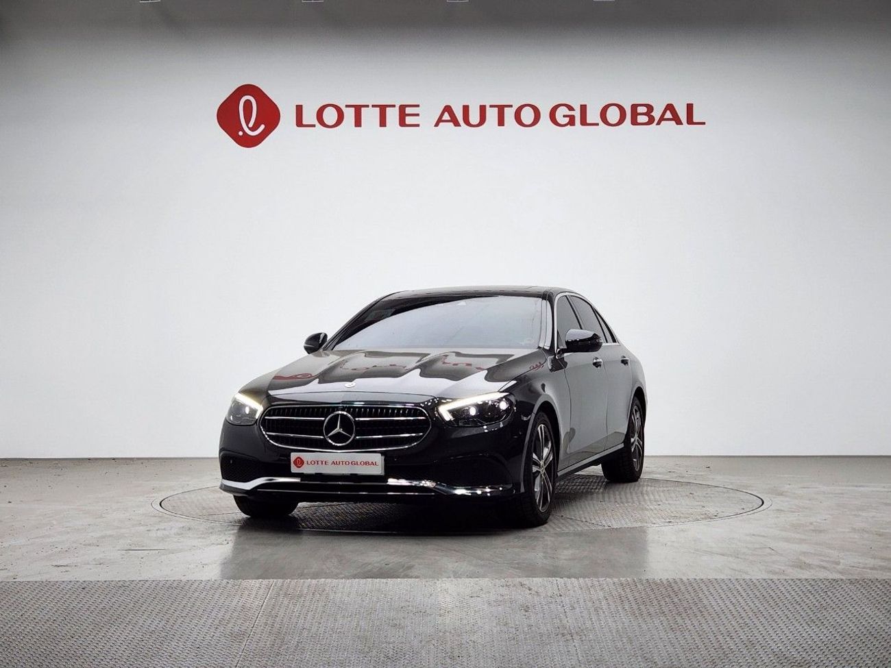 Used Mercedes-Benz E 350 BENZ NEW E350 4M AVANTGARDE (G) 2.0 2022 for sale in Dubai - 880023