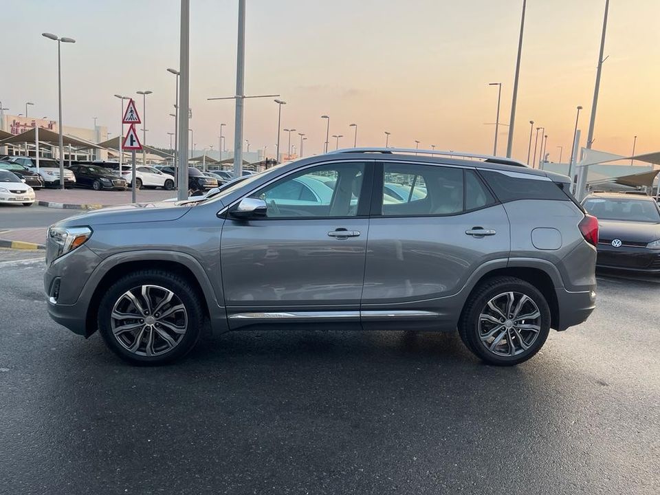 Used GMC Terrain SLE James Teran_Gcc_2019_Excellent_Condition _Full ...