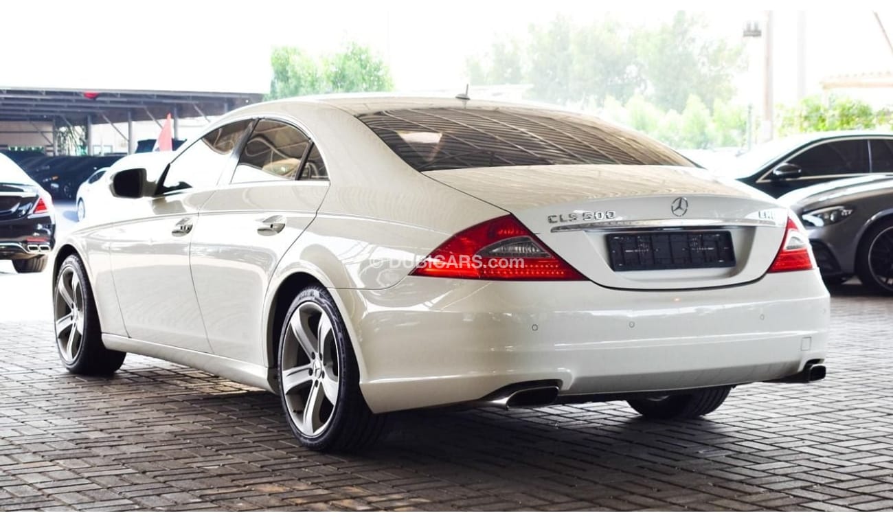 Used Mercedes-Benz CLS 500 2009 for sale in Dubai - 586565