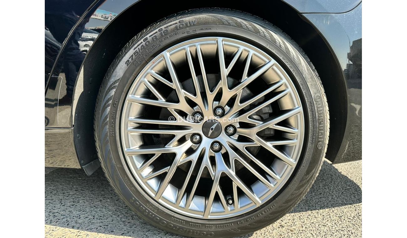 Used Genesis G90 Royal 2022 for sale in Dubai - 567541