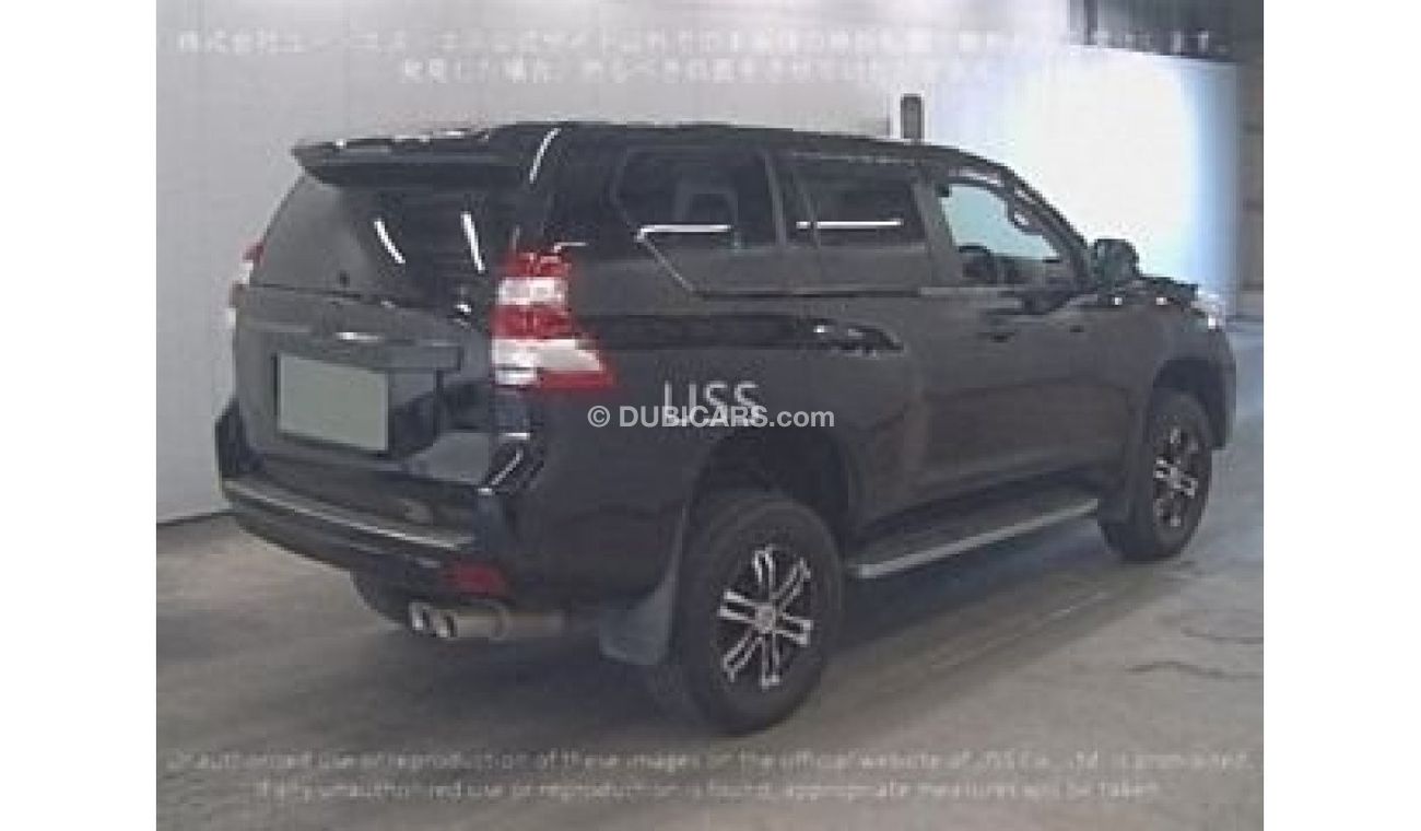 Used Toyota Prado RIGHT HAND with sunroof 2017 for sale in Dubai - 557935