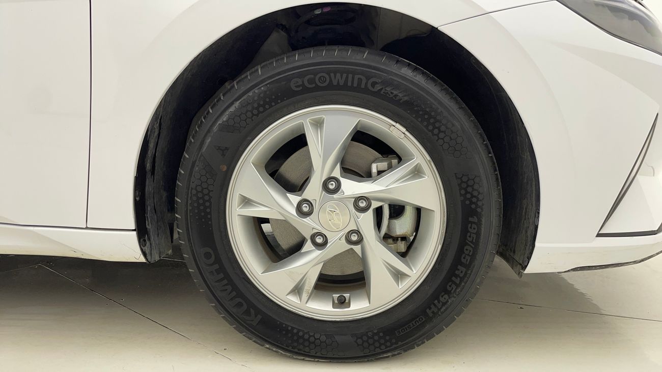 Used Hyundai Elantra SMART 1.6 | Zero Down Payment | Home Test Drive ...