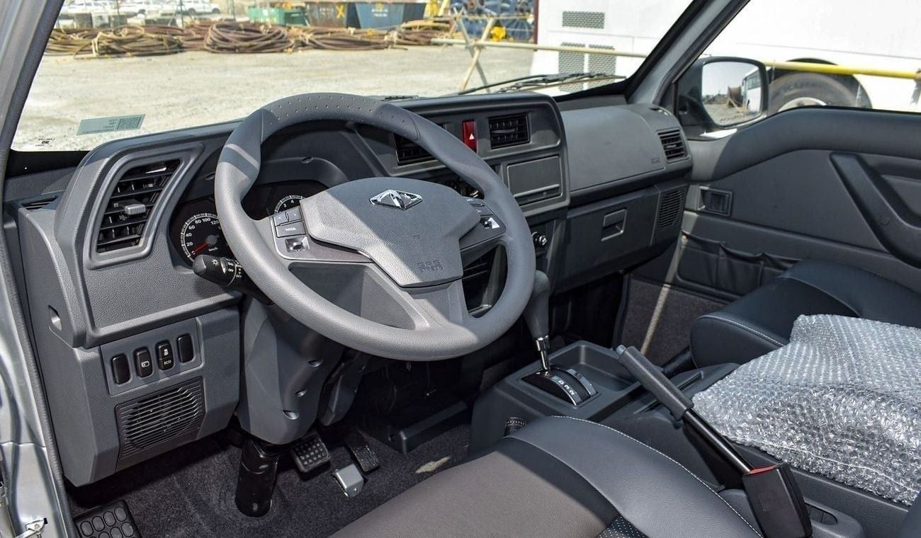 New CMC D 260 CMC D260 Window Van || Brand new|| 8 seater ||2.4L ||2WD ...