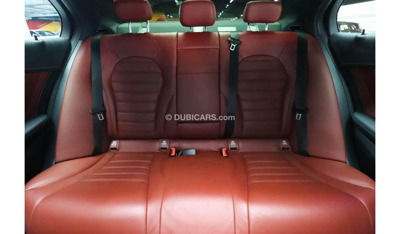 Used Mercedes Benz C200 W205 2020 for sale in Dubai - 537460