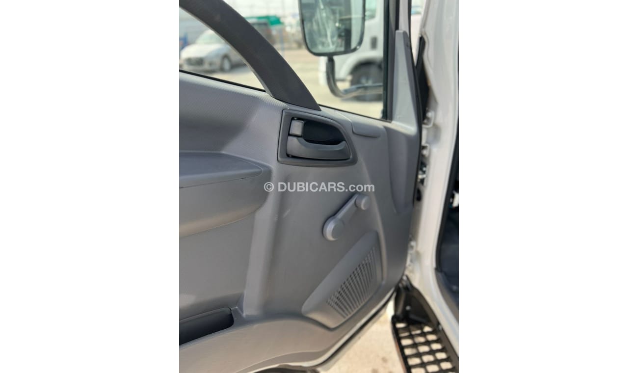 New Isuzu Npr85 Crew Cab, 3.0 CC, MY 2023 2023 for sale in Dubai - 708415