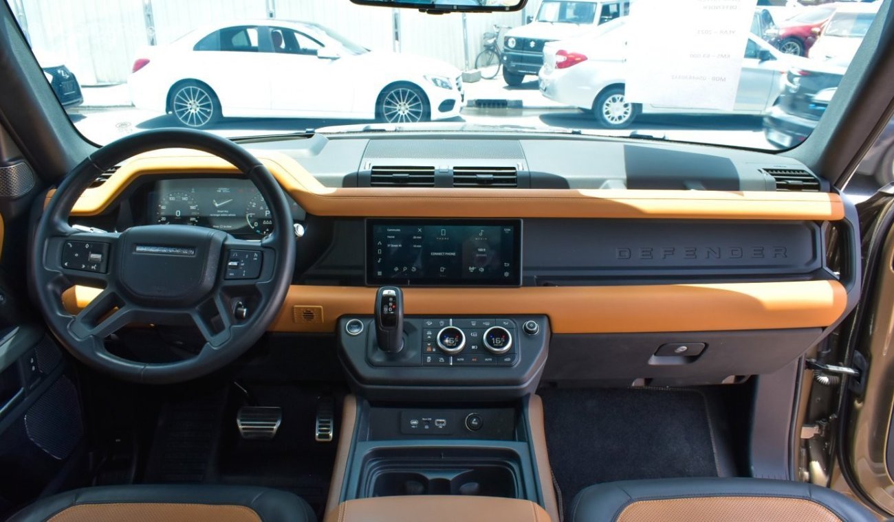 Used Land Rover Defender X 2021 for sale in Dubai - 624653