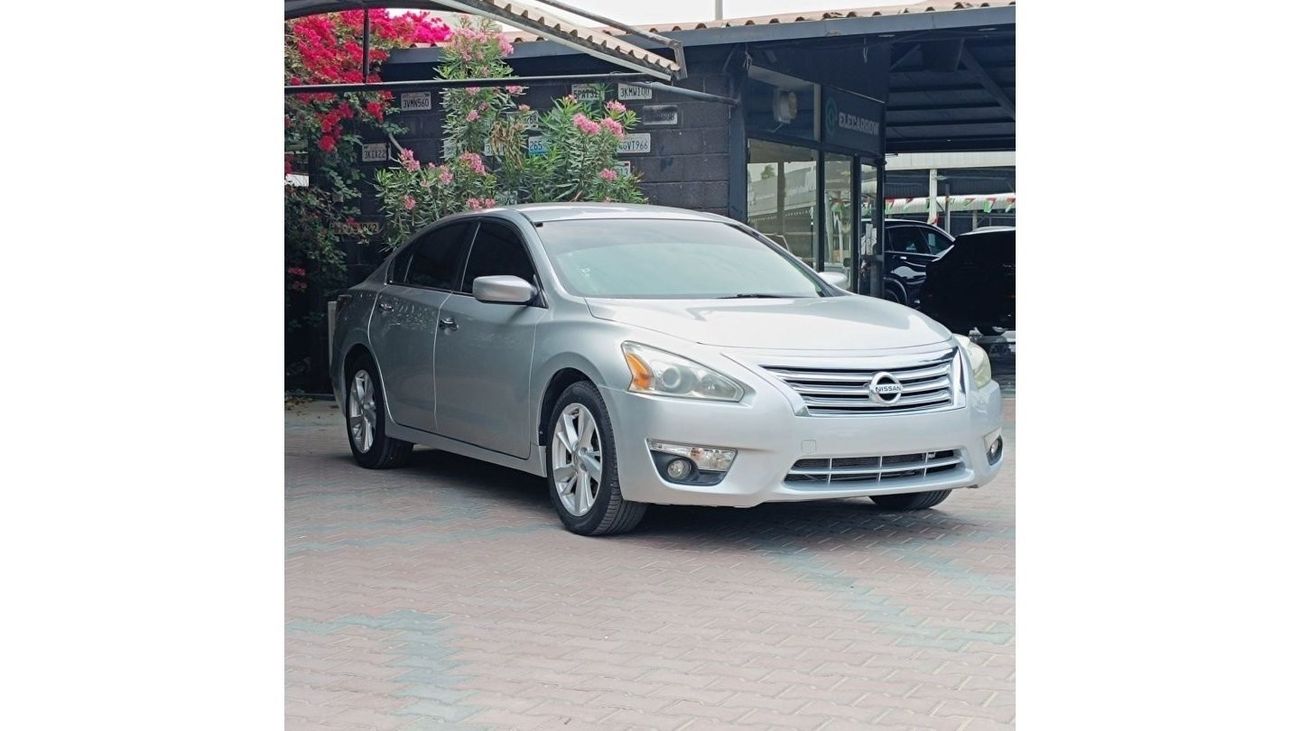 Used Nissan Altima SV 2014 for sale in Dubai - 730166