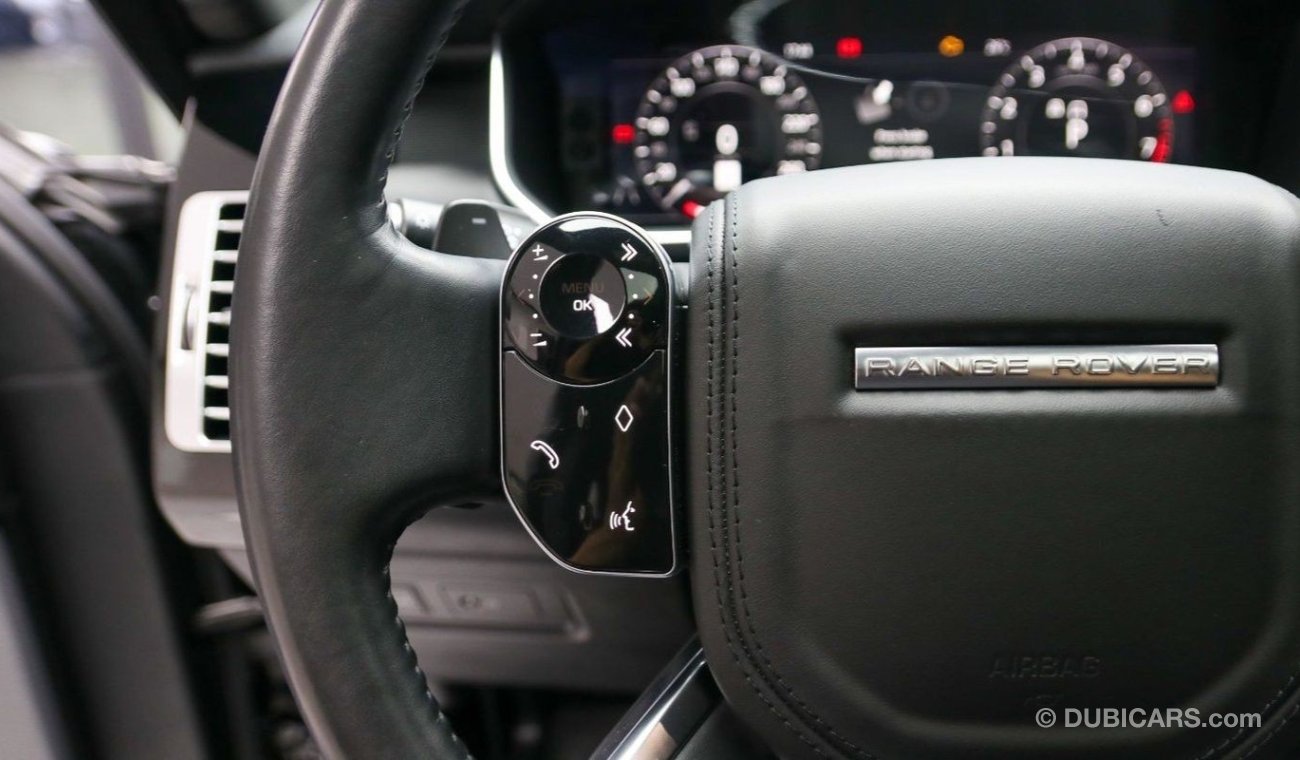 Used Land Rover Range Rover 2019 for sale in Dubai - 561754