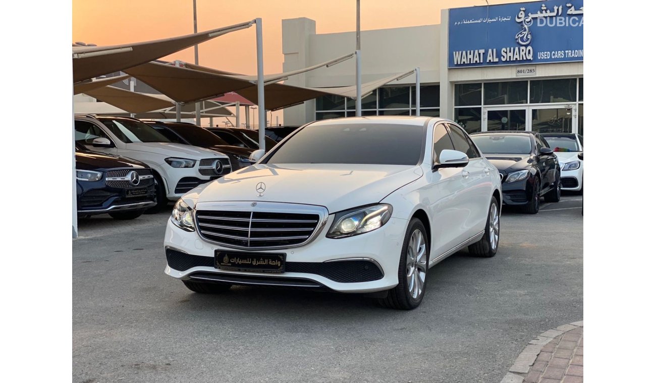Used Mercedes-Benz E300 Std 2018 for sale in Dubai - 669805