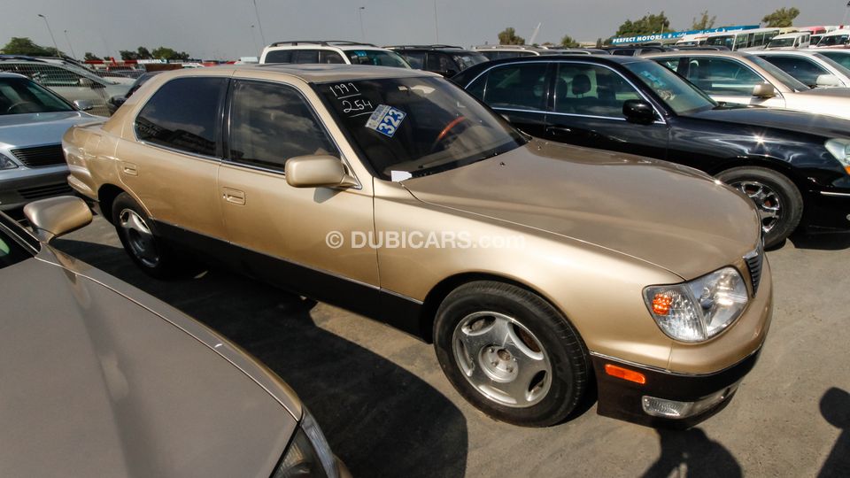 Used Lexus LS 400 1999 for sale in Dubai - 39737