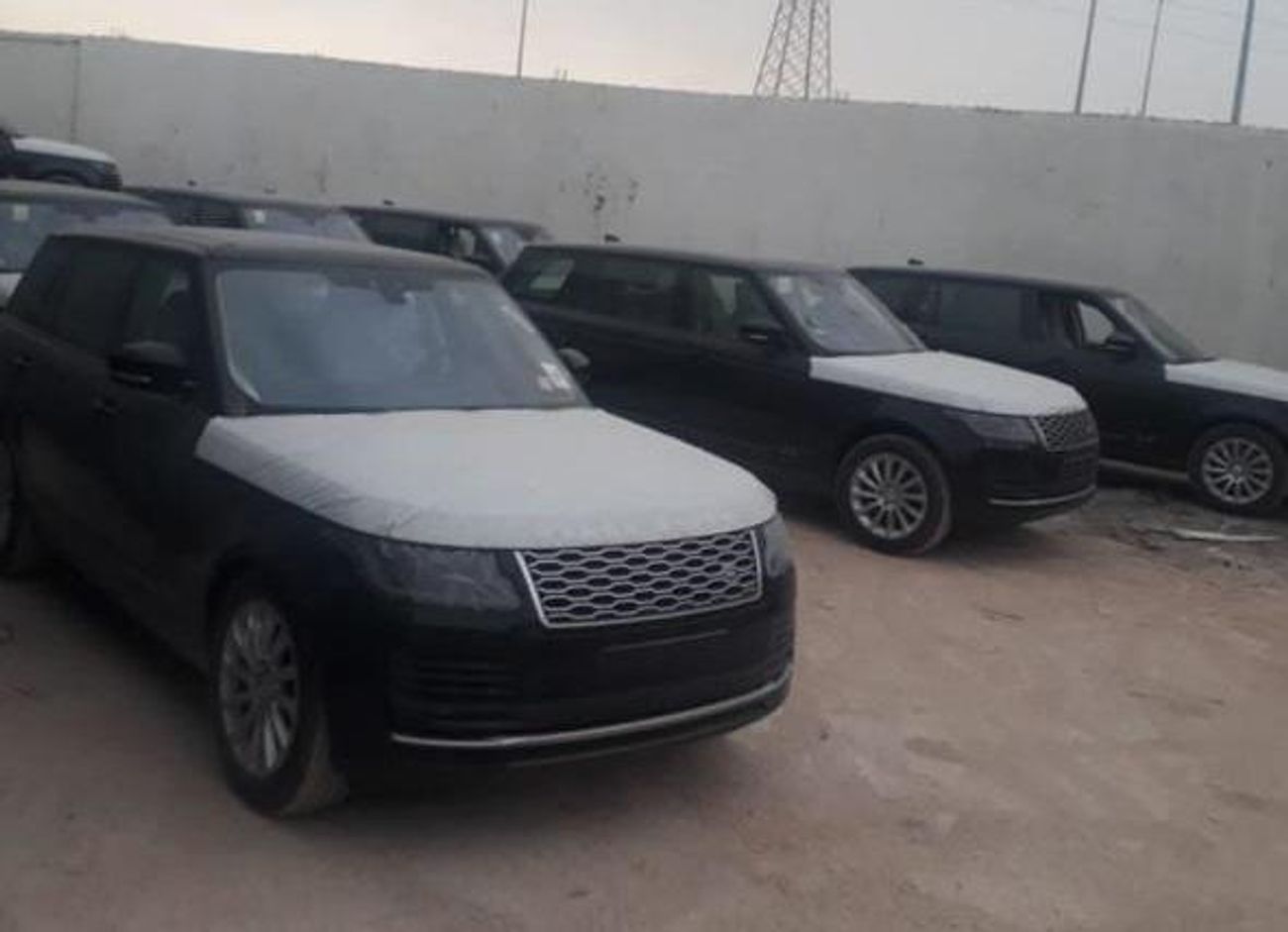 New Land Rover Range Rover full option 2020 for sale in Dubai - 270337