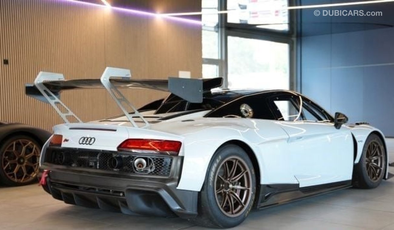 New Audi R8 5.2 V10 GT2 LMS 2022 for sale in Dubai - 560849