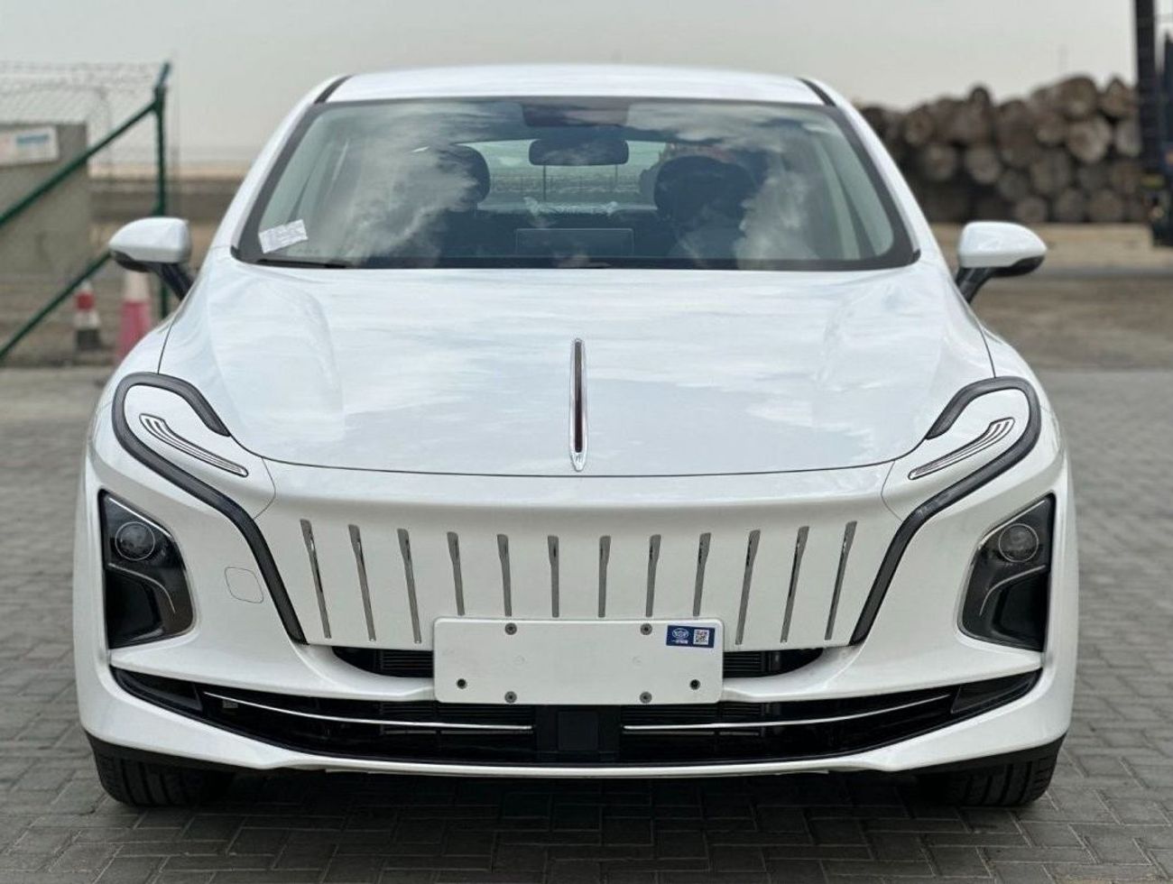 New HONGQI EQM5 HONGQI E-QM5 LUXURY 2024 for sale in Dubai - 716204