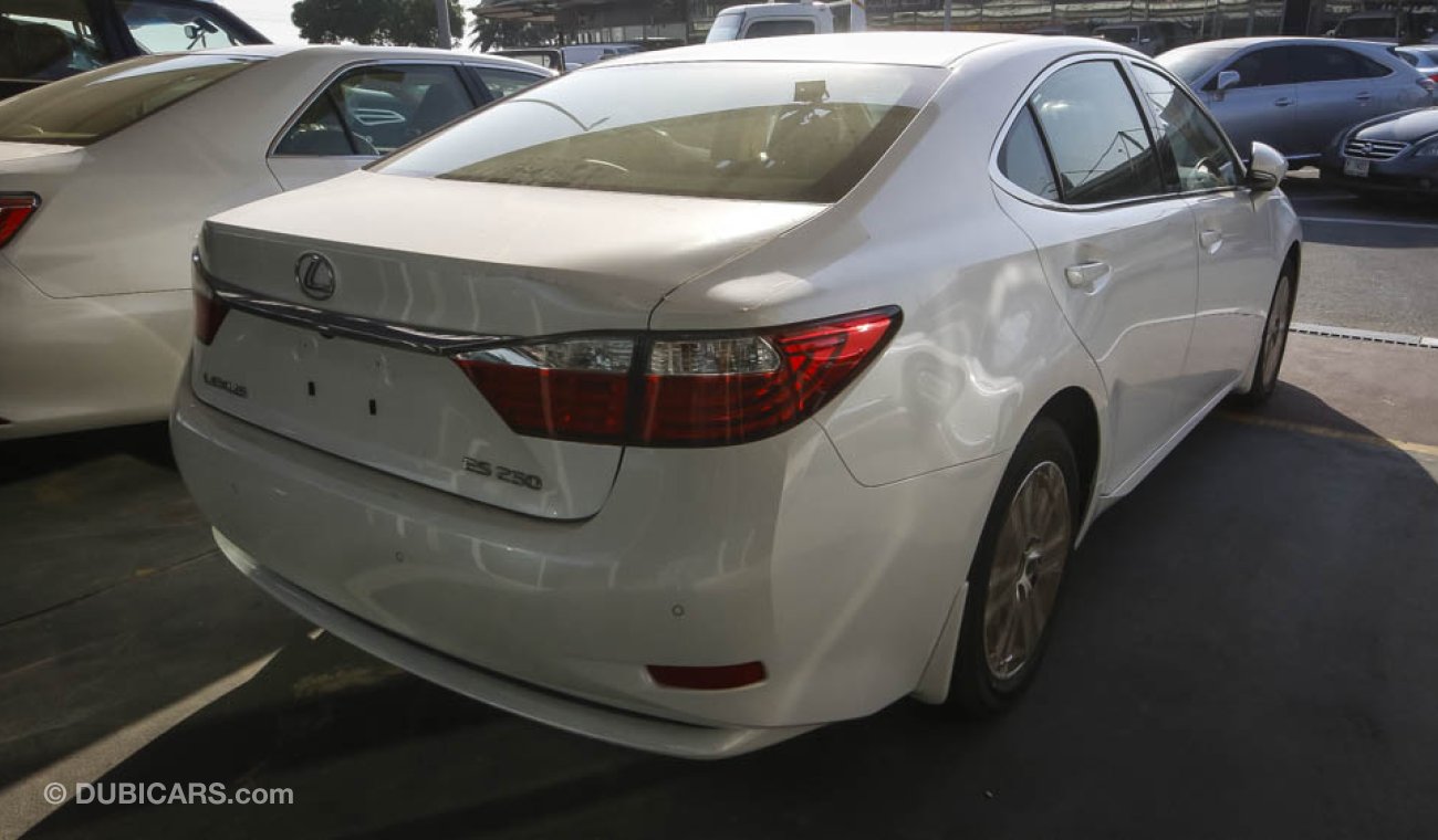 New Lexus ES250 2015 for sale in Dubai - 72943