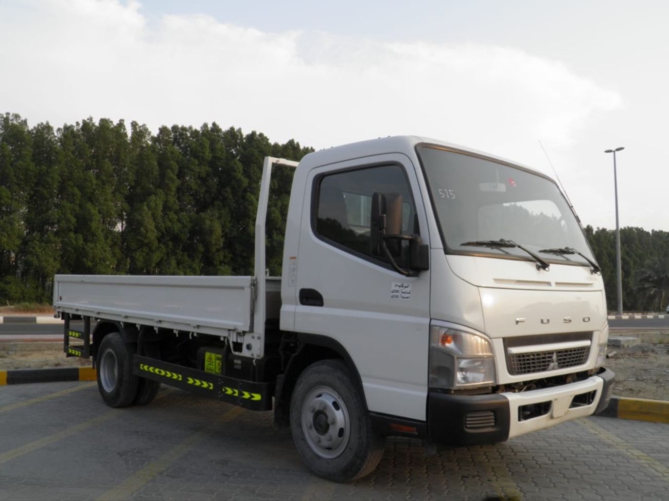 Used Mitsubishi Fuso Canter 2017 Ref#515 2017 for sale in Sharjah - 271749
