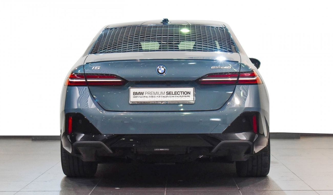 Used BMW i4 EDrive 40 2023 for sale in Abu Dhabi - 673720