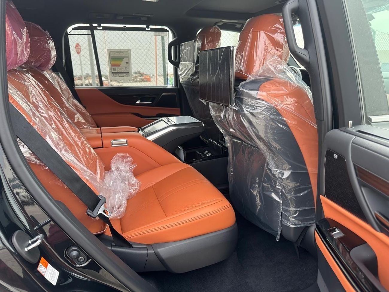 New 2025 Lexus LX700h VIP 3.5L AT Hybrid 2025 for sale in Dubai - 851680