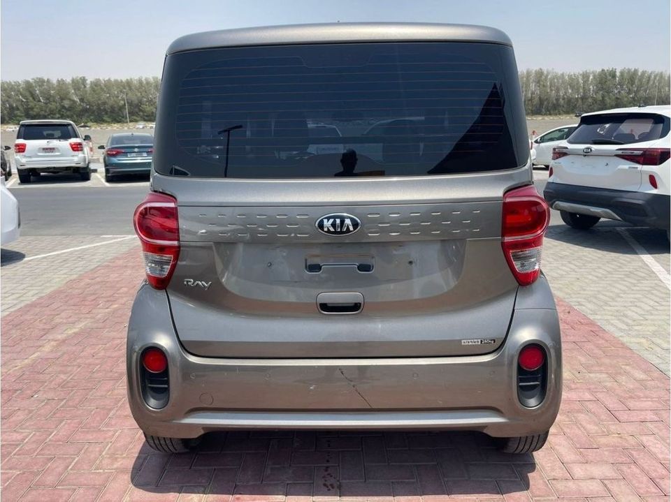 Used Kia Ray 2020 for sale in Sharjah - 750442