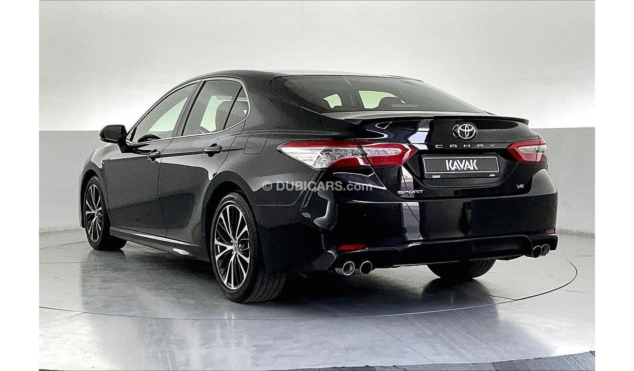 Used Toyota Camry Sport 2018 for sale in Dubai - 628386