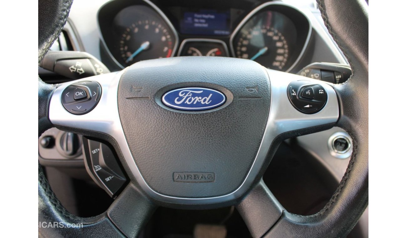 Used Ford Escape ACCIDENTS FREE - PREFECT CONDITION INSIDE OUT - GCC ...