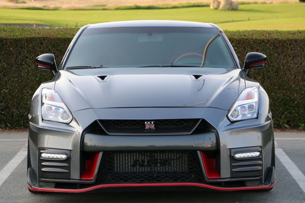 Used Nissan GTR Std NISSAN GT-R 2017 GCC FULL OPTION FULL CARBON FIBER ...
