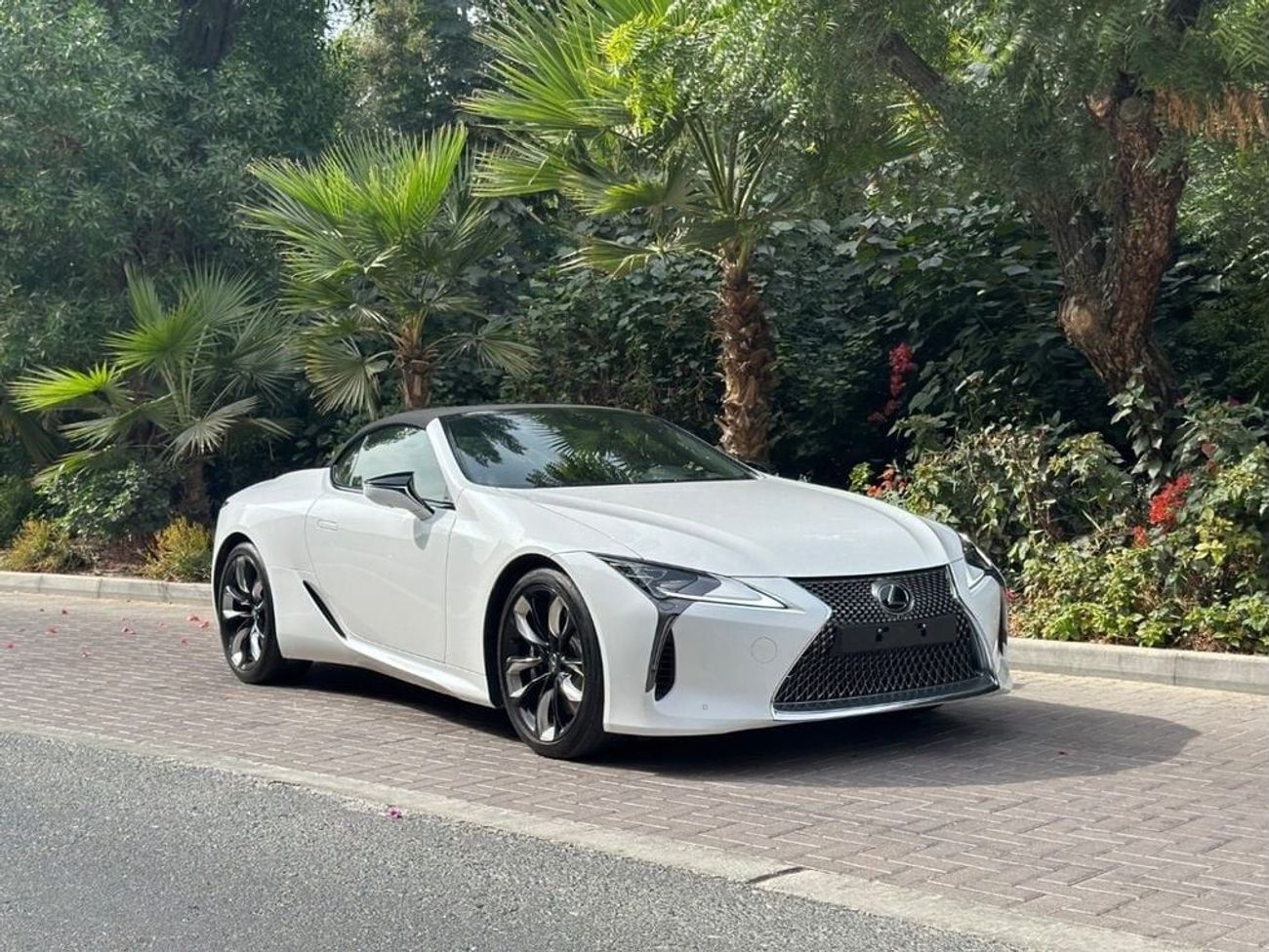 New Lexus LC500 Convertible Titanium 5.0L Titanium 5.0L | 2024 | Zero Km | V8 471 HP | Warranty ...
