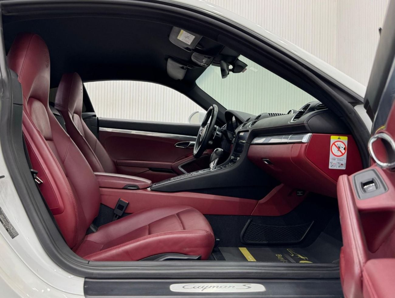 Used S 2.5L A/T 2017 Porsche 718 Cayman S, Service History, GCC 2017 ...