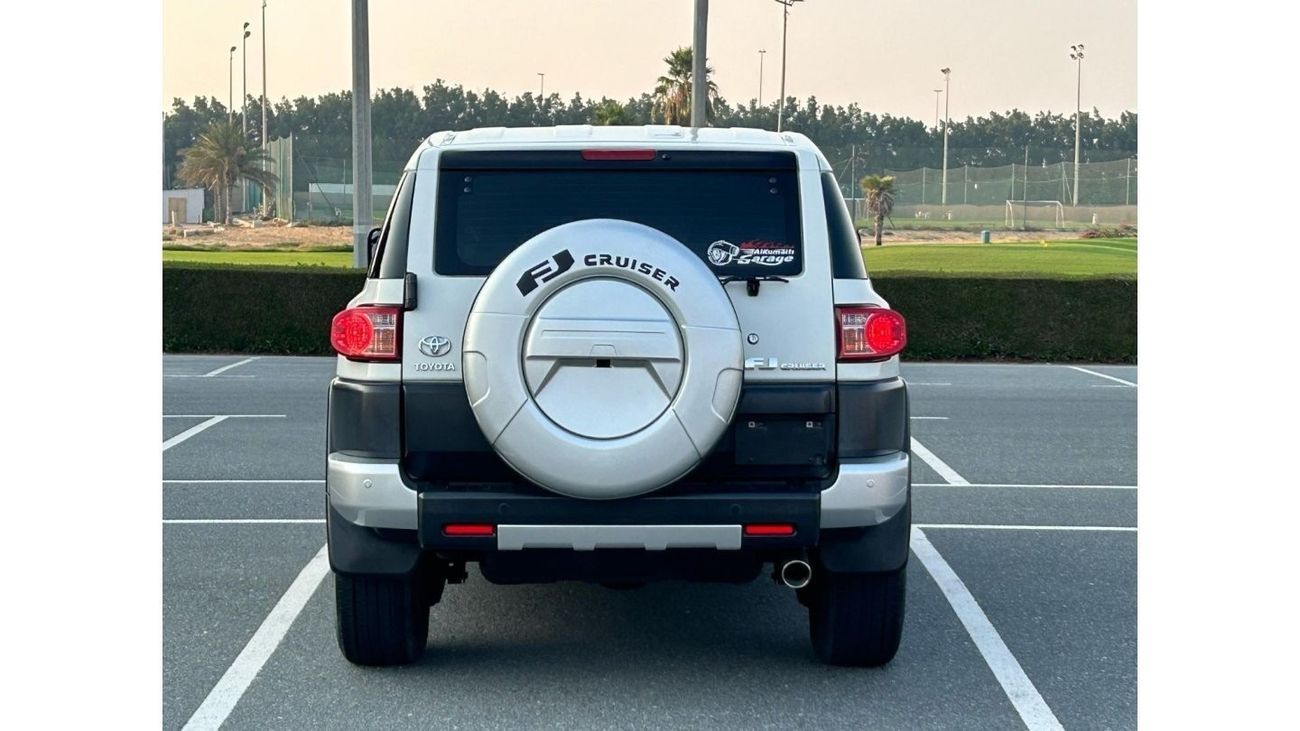 Used Toyota FJ Cruiser GXR FJ Cruiser GX.R 2017 GCC Perfect condition ...