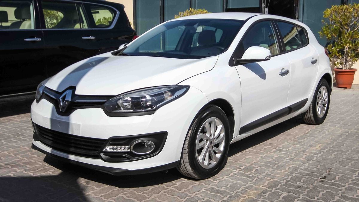Renault Megane for sale: AED 46,900. White, 2015