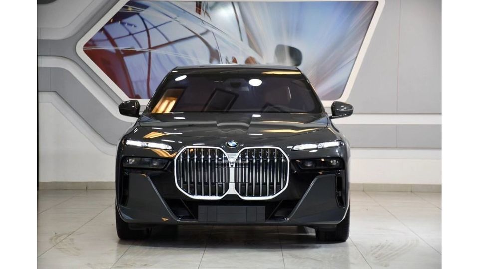 New BMW 735i M KIT 2024 GCC FULL 2024 for sale in Dubai - 752067