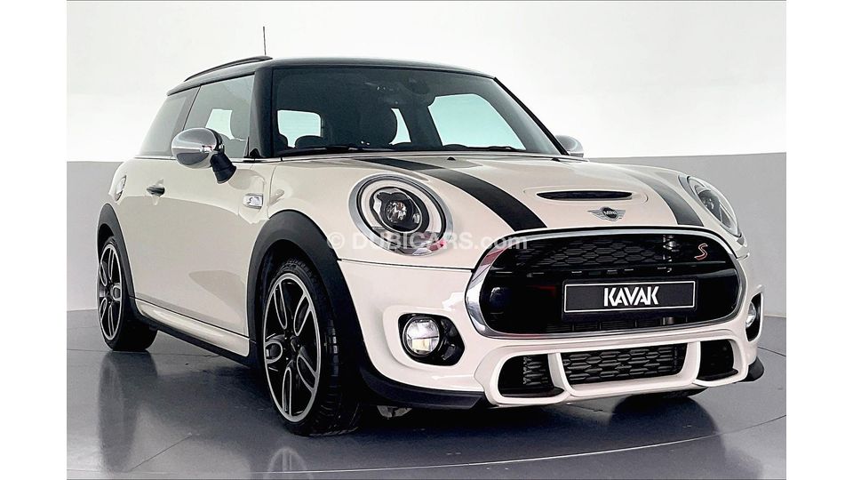 Used Mini Cooper S JCW Package 2018 for sale in Dubai - 572467