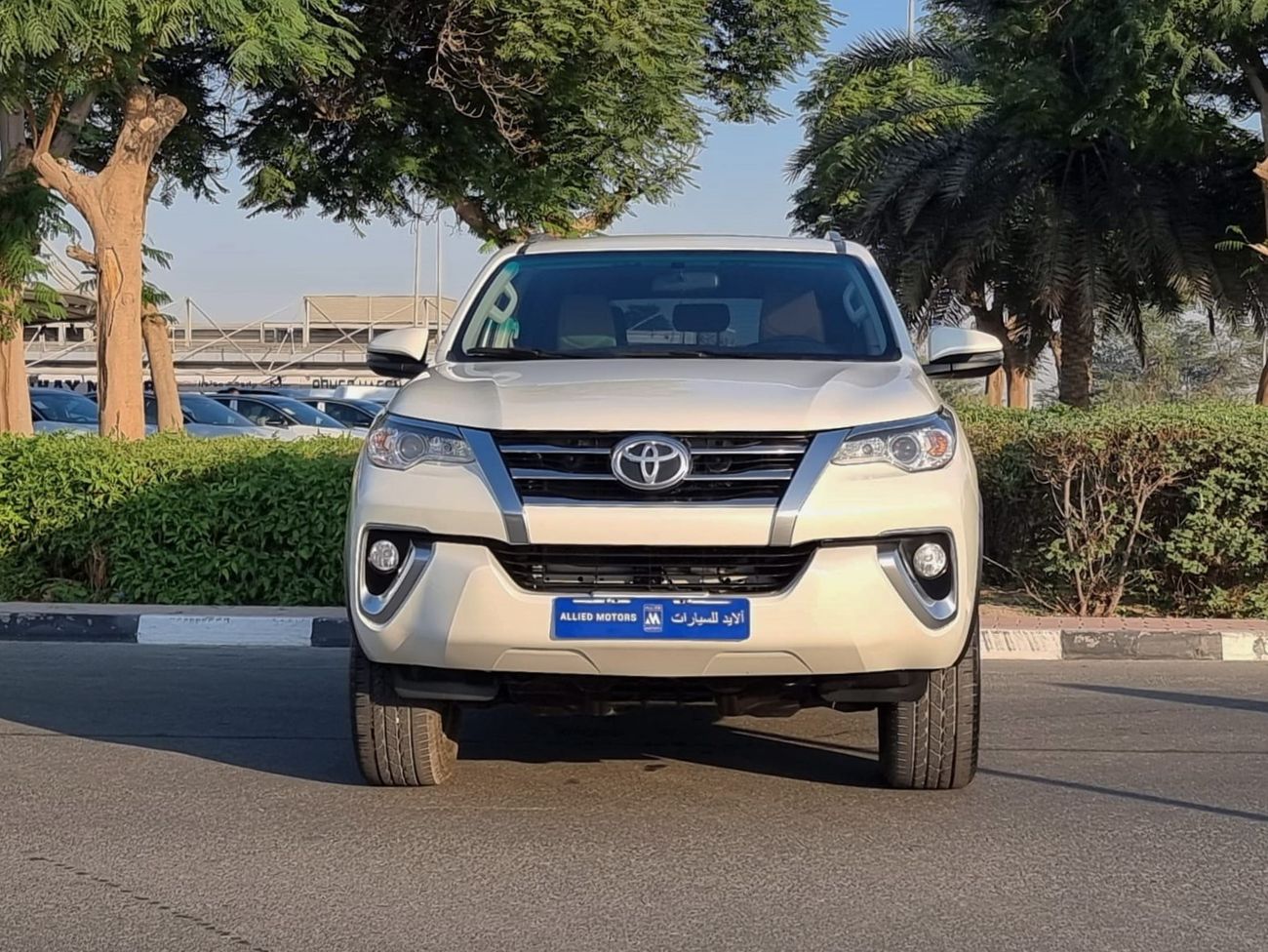 Used Toyota Fortuner GXR - V6 - 2019 - WHT_TAN 2019 for sale in Dubai - 561056